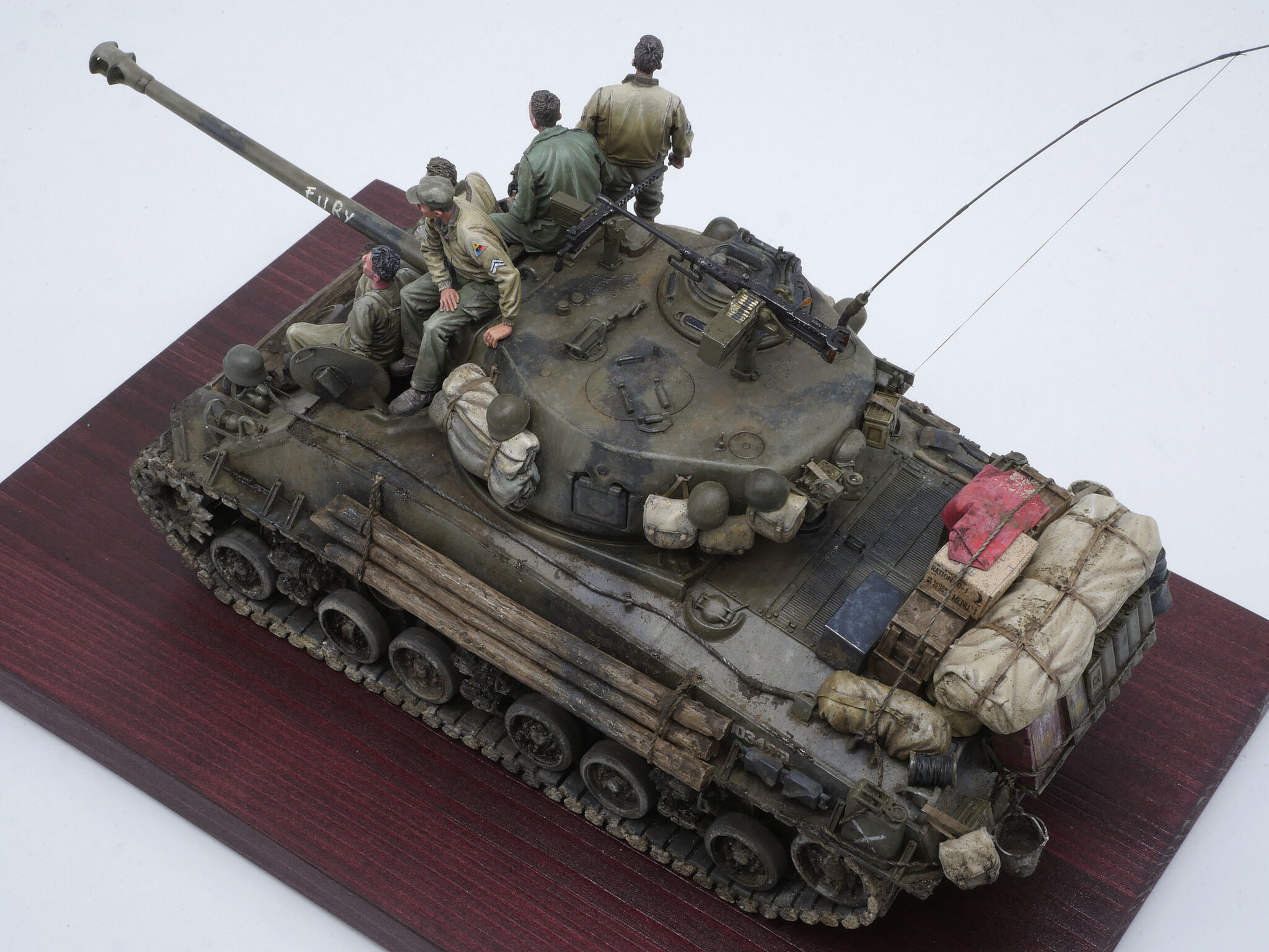制作依頼品 1/35 FURY風シャーマン M4A3E8 SHERMAN EASY EIGHT Fury - Rockken Model プラモデル 完成品 画像 置場